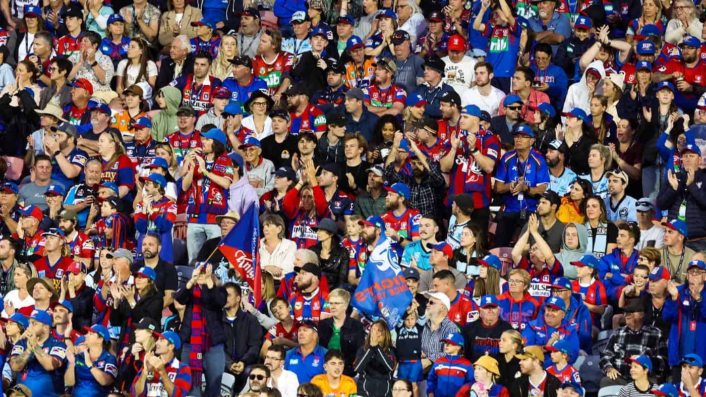 Tanya & Steve chat with the KNIGHTS BIGGEST FANS