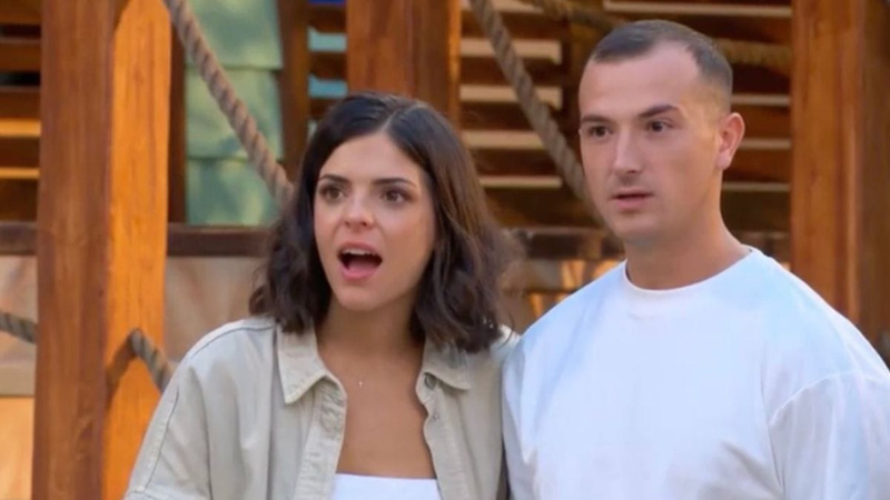 “There’s A Lot Of Pressure On Us” The Blocks Steph & Gian Speak Up ...